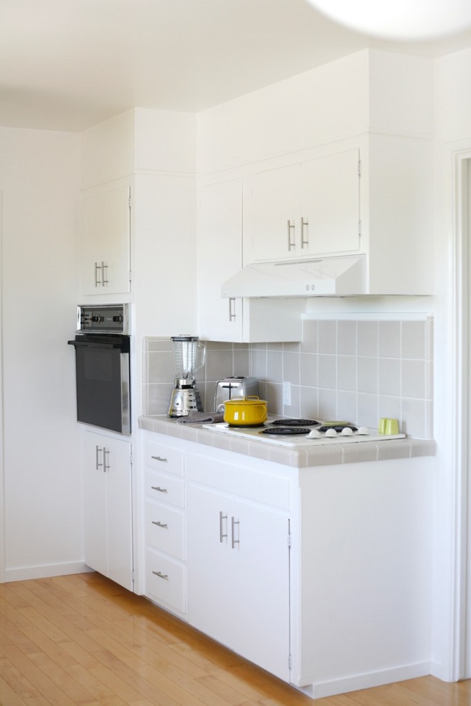 Kitchen! – SUBURBAN POP