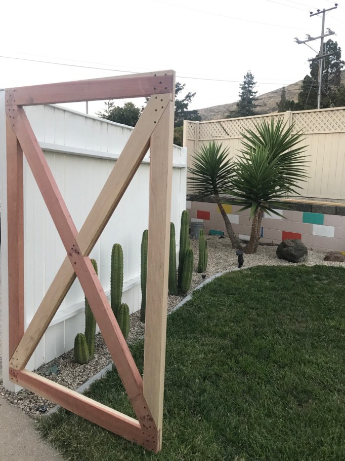 Modern Gate DIY – SUBURBAN POP